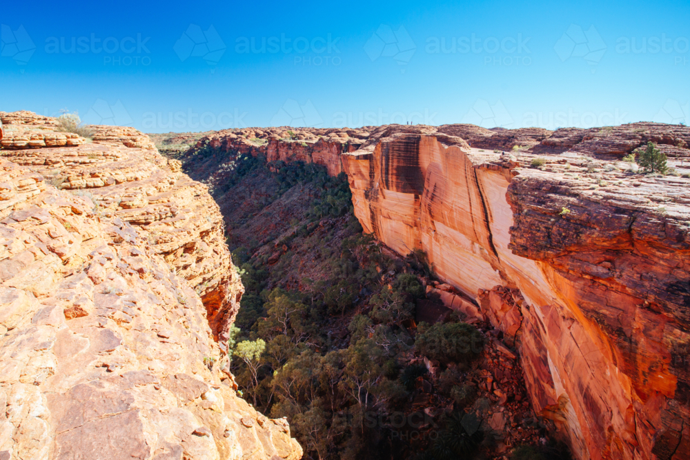 Image of rock geology of Kings Canyon in the Northern Territory ...